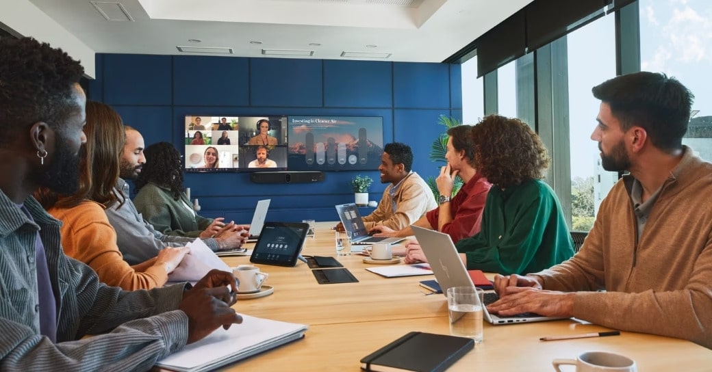 Poly X70 VS. Poly X72: Uncovering the Differences