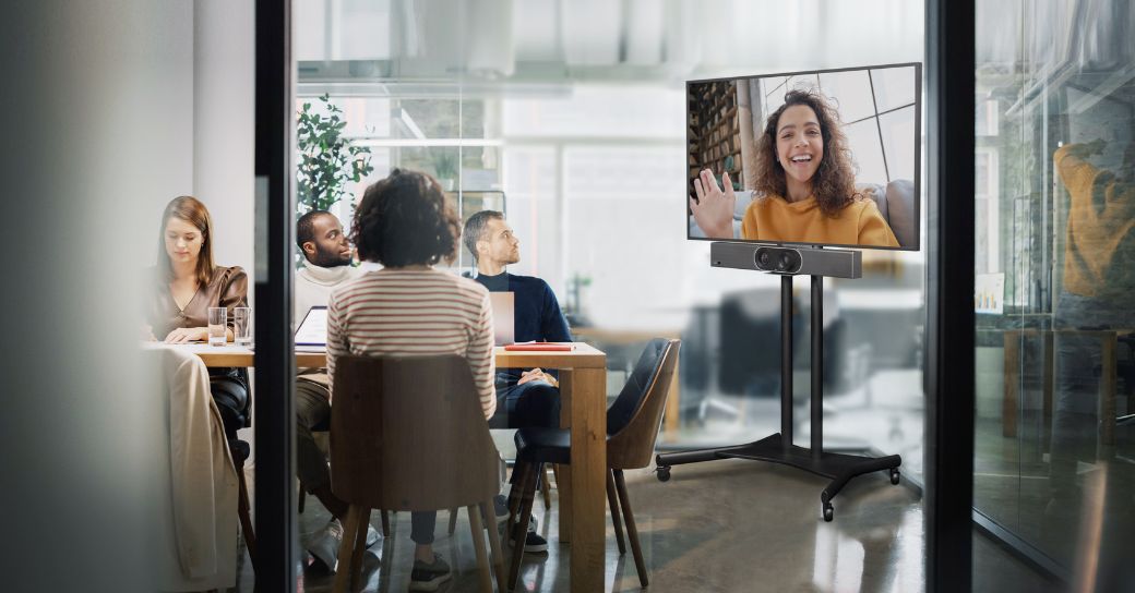 How to Choose the Best Camera for Small Conference Rooms